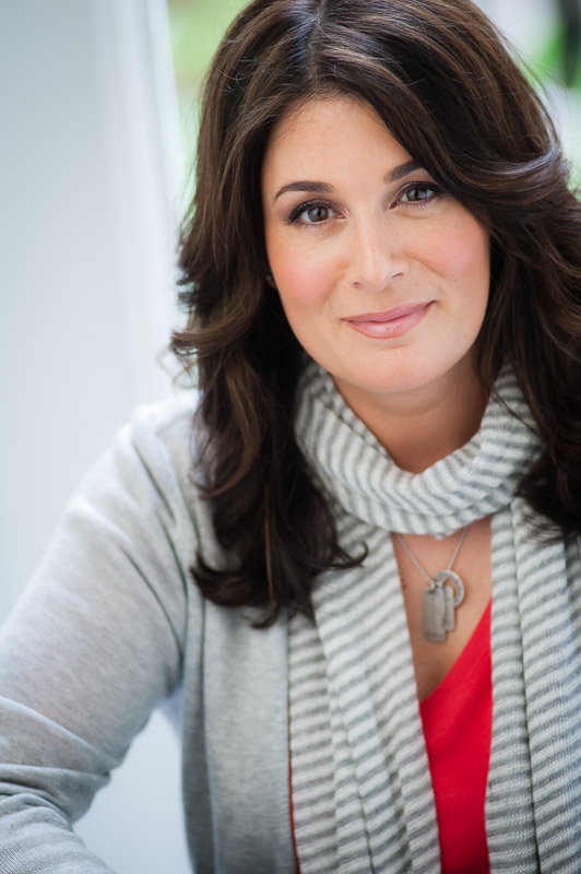 Actor Nicole Oliver keeps busy with roles in Hallmark’s Radio Hype ...